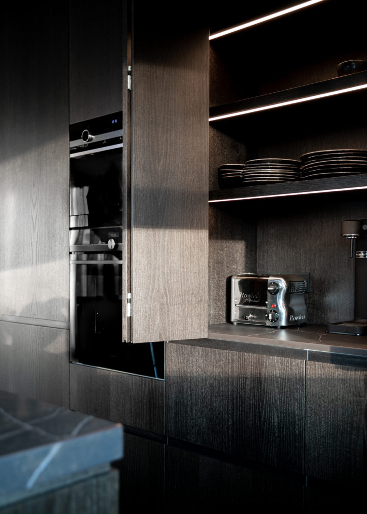 UM FORMUS – Innréttingar – sérsmíði – hönnun