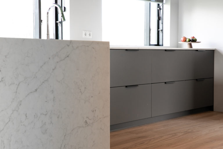 INNRÉTTINGAR – Innréttingar – sérsmíði – hönnun