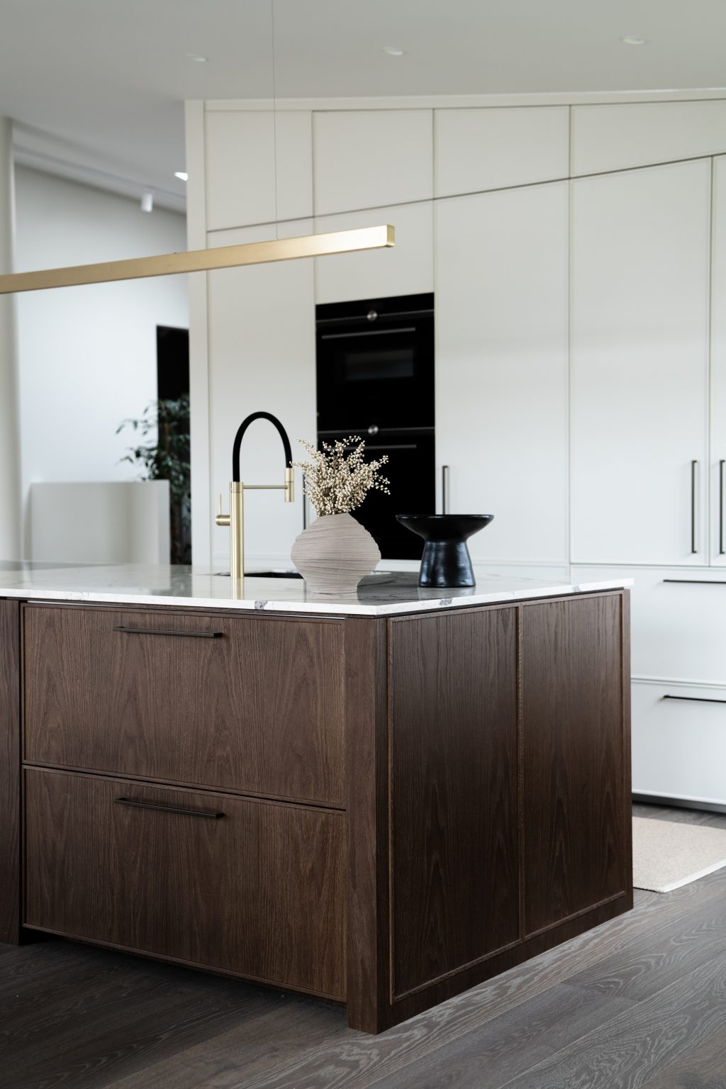 INNRÉTTINGAR – Innréttingar – sérsmíði – hönnun