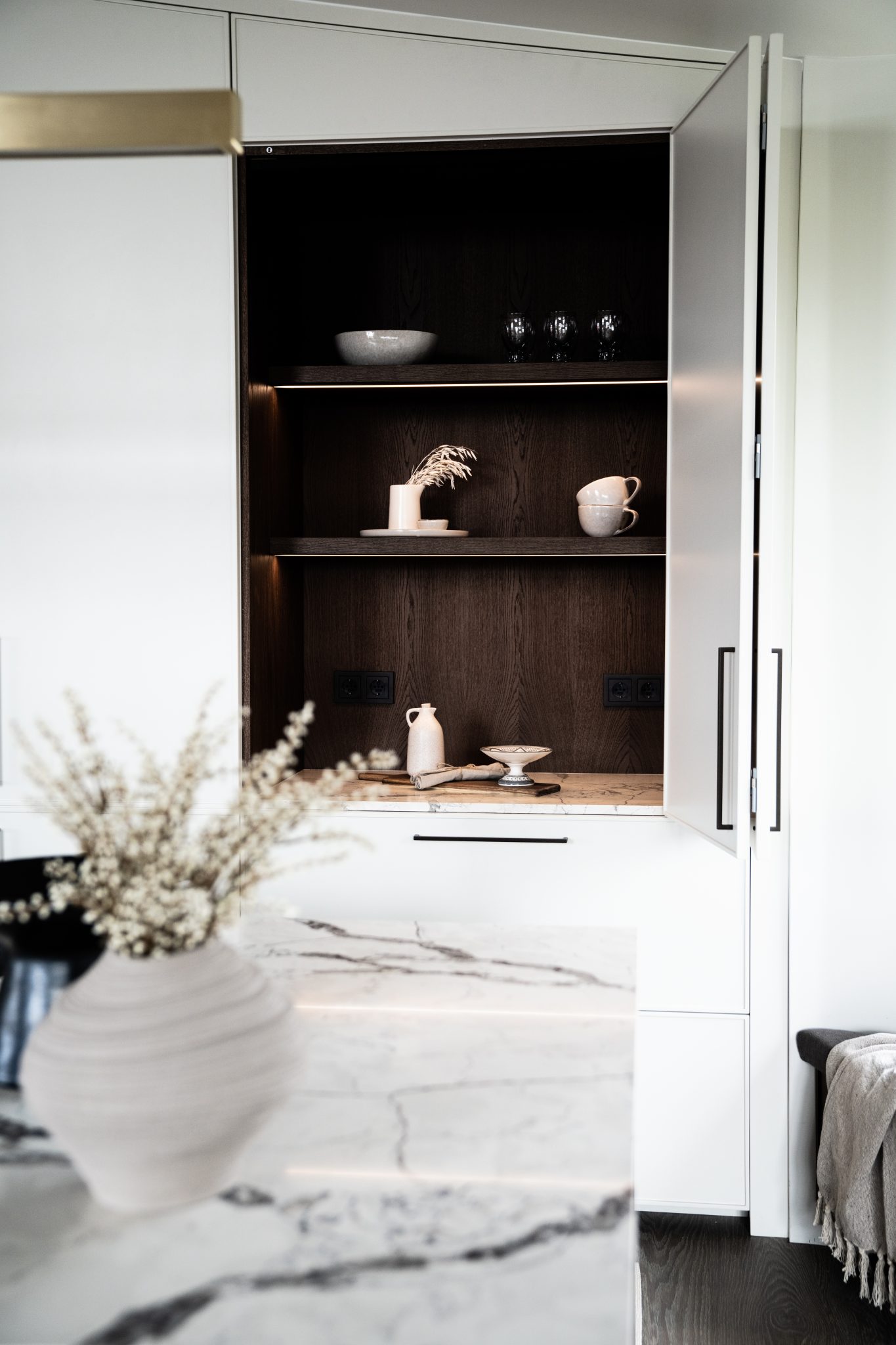 INNRÉTTINGAR – Innréttingar – sérsmíði – hönnun